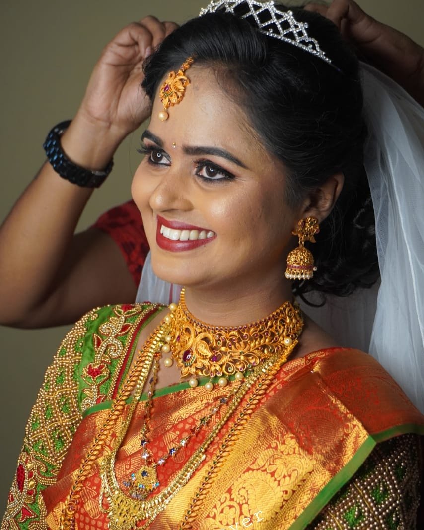 Rm Studio Makeup Artist - Beauty Parlour - Gandhipuram | Vkno - We Know